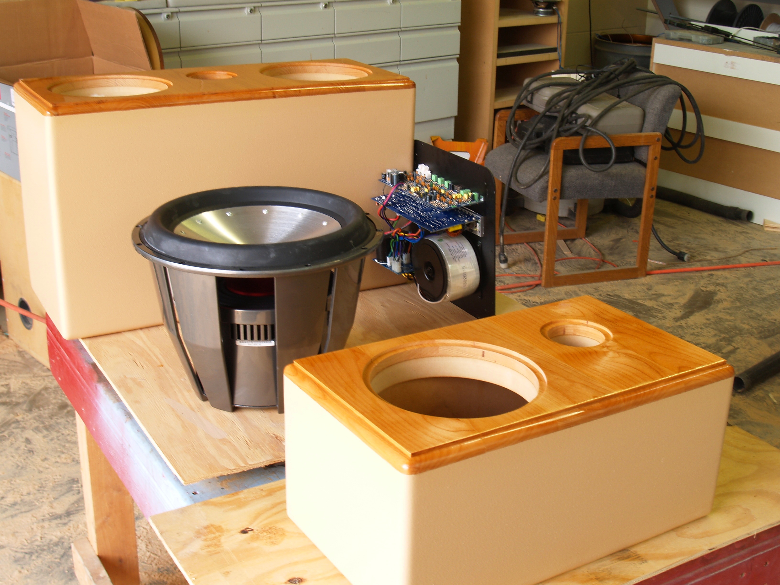 Subwoofer driver I use and amplifier for Home Theater System ...